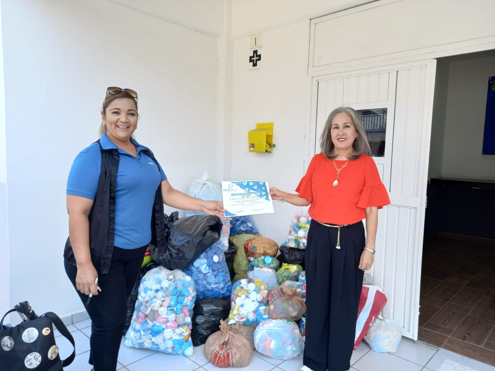 Donación de Tapitas a la Fundación Perla Ramos – UANEG